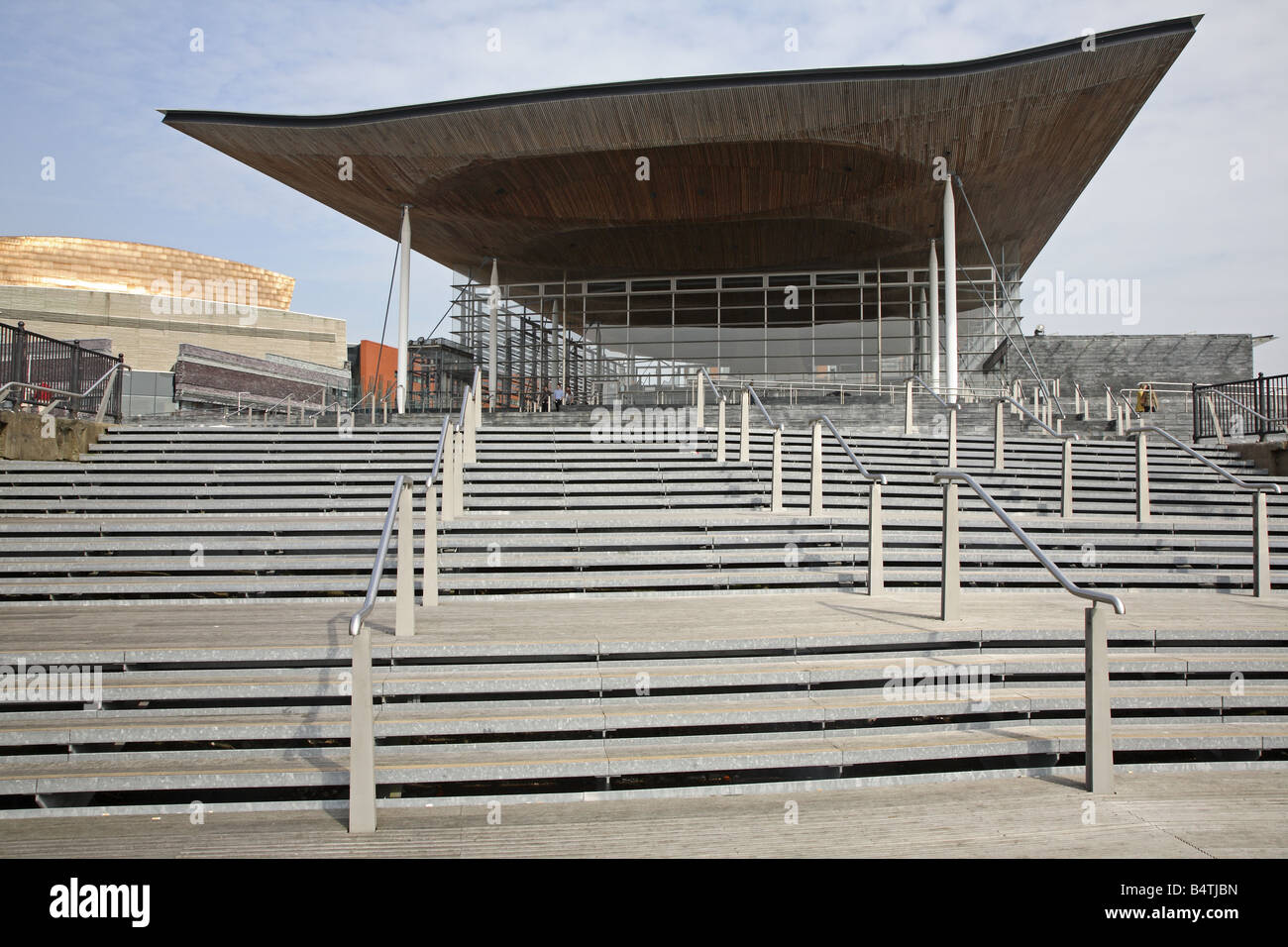 Senedd welsh assembly building hi-res stock photography and images - Alamy