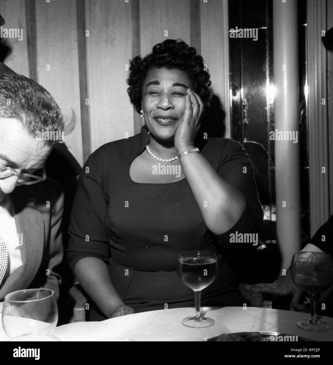 Ella fitzgerald hi-res stock photography and images - Alamy