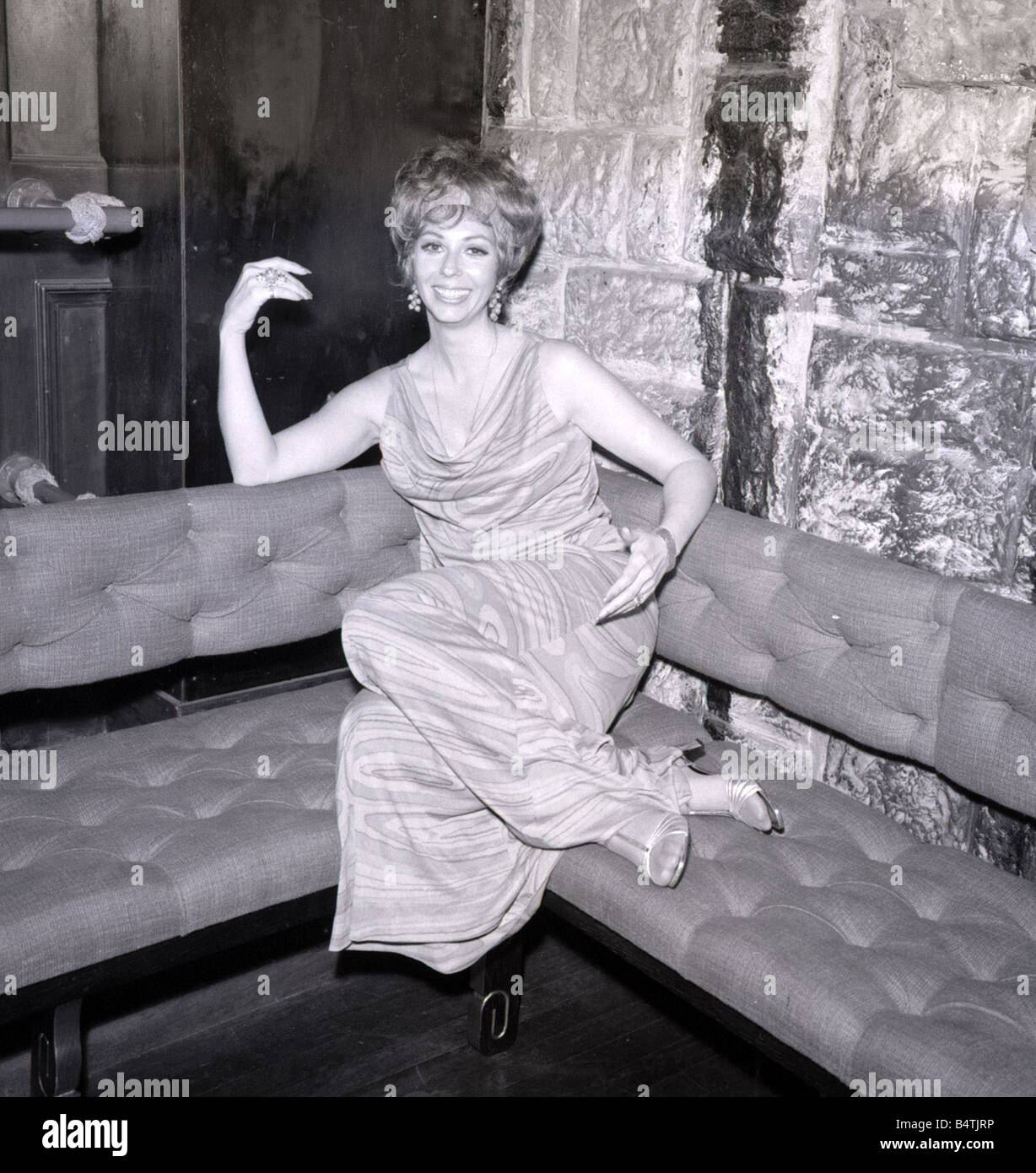 Marion Montgomery Jazz Singer September 1969 Photocall to announce a ...