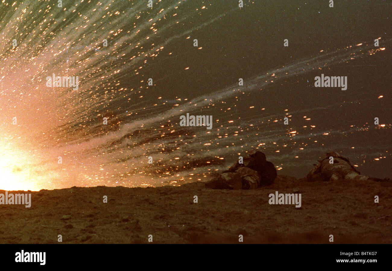 Gulf War 1991 Infantry Soldiers of the 4th Armoured Brigade fight ...