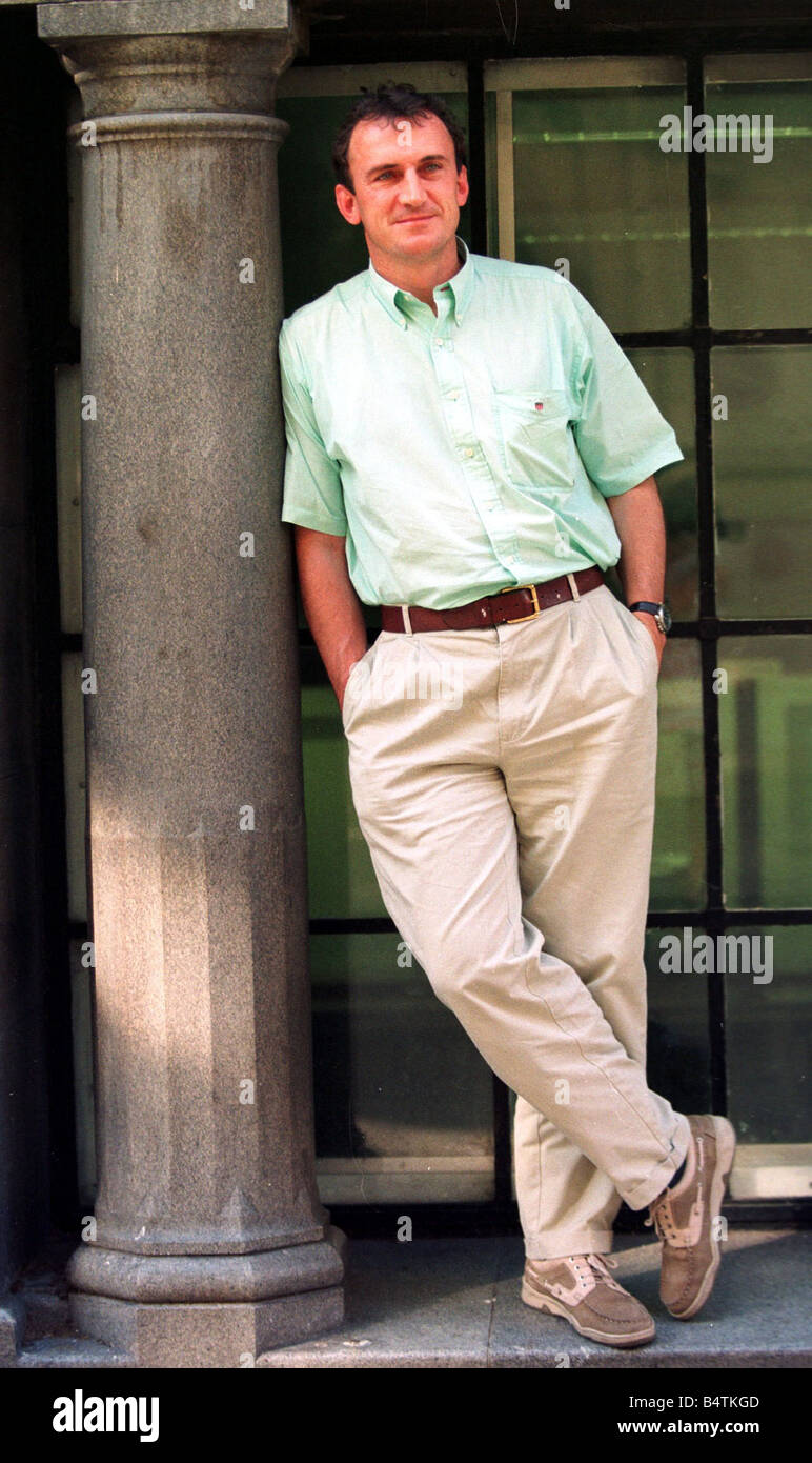 Tom Read former SAS Soldier nursed back to sanity by his wife Livvy ...