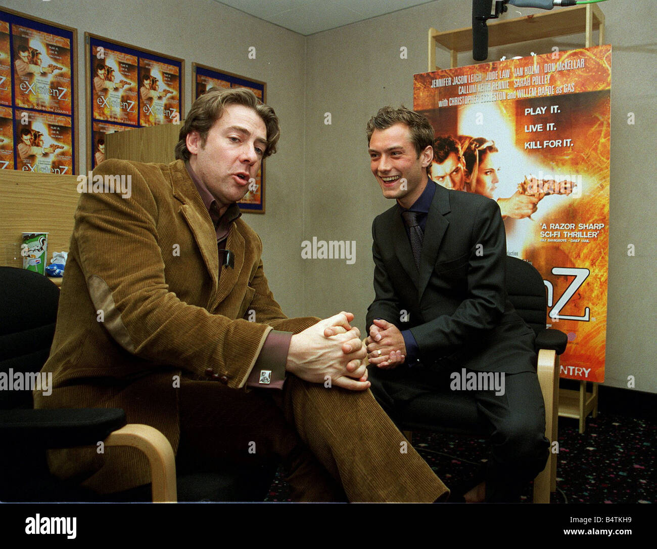 Television presenter Jonathan Ross interviews actor Jude Law at Warner ...