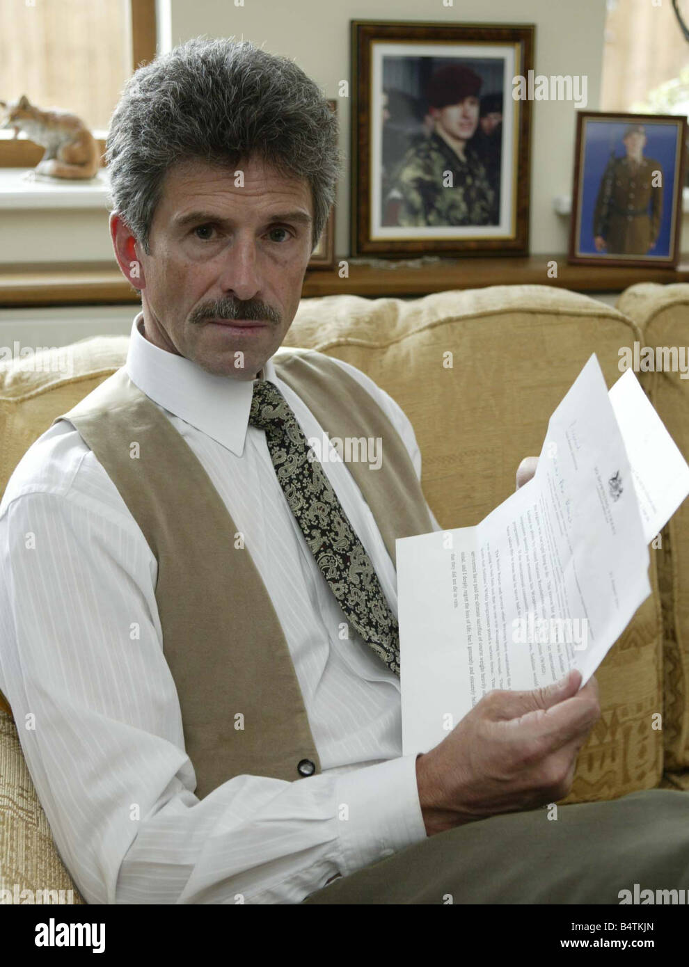 Reg Keys father of murdered Red Cap Thomas Keys with his letter from ...