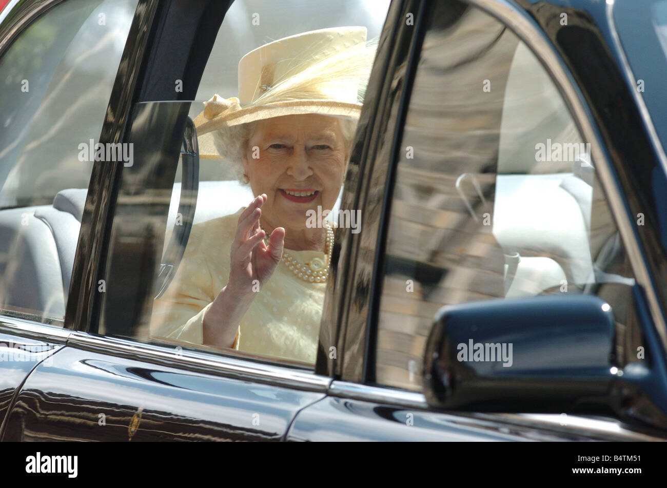 St Andrews Scotland The Queen leaves St Andrews University following ...