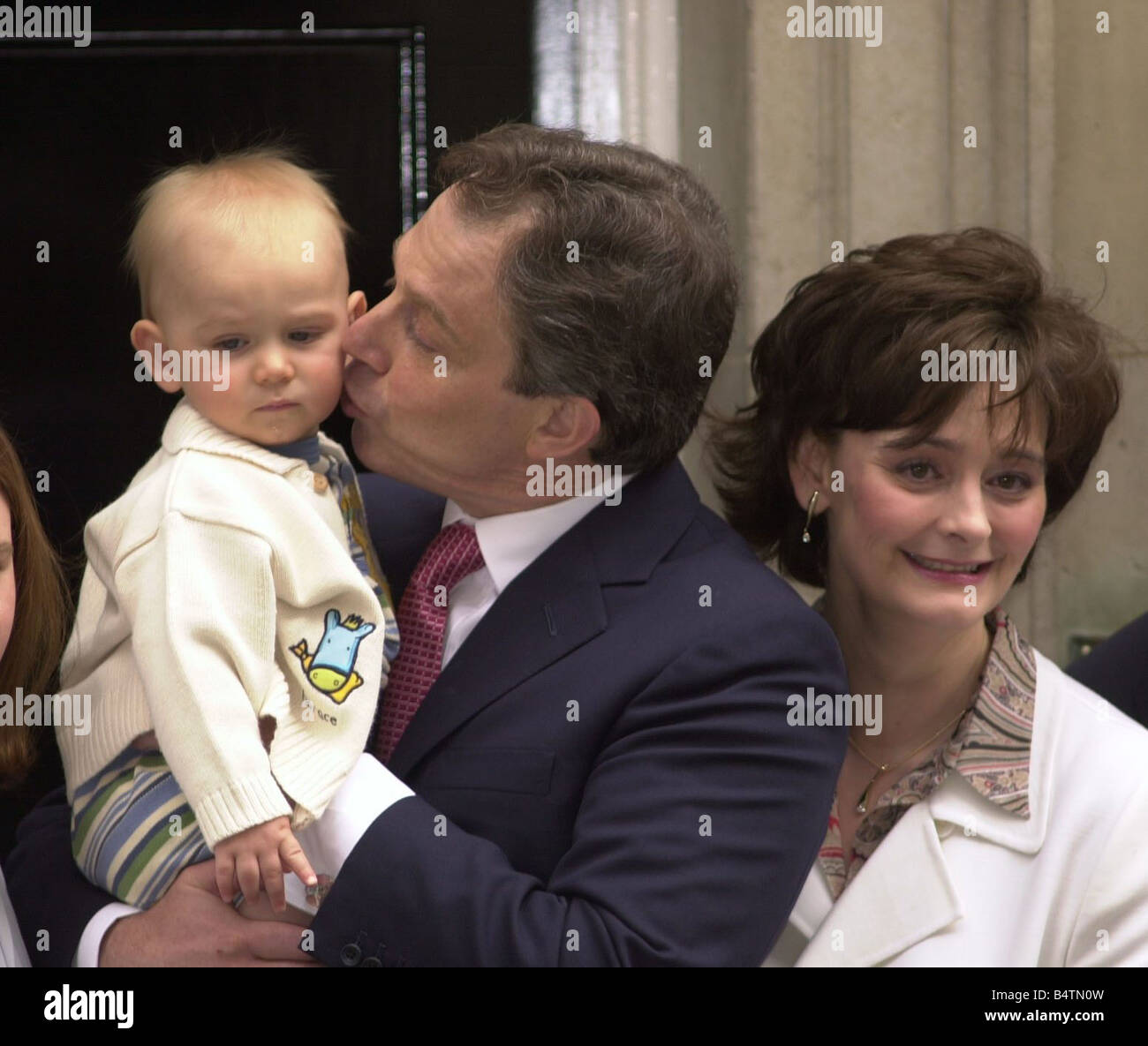 Prime Minister Tony Blair June 2001 Kissing Son Leo Cherie Blair Stand Outside No10 Downing
