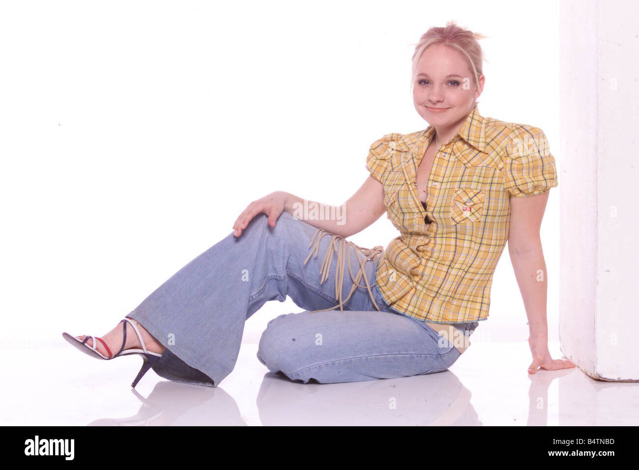 Georgia Moffett May 2002 with baby son Ty Georgia is the daughter of ...