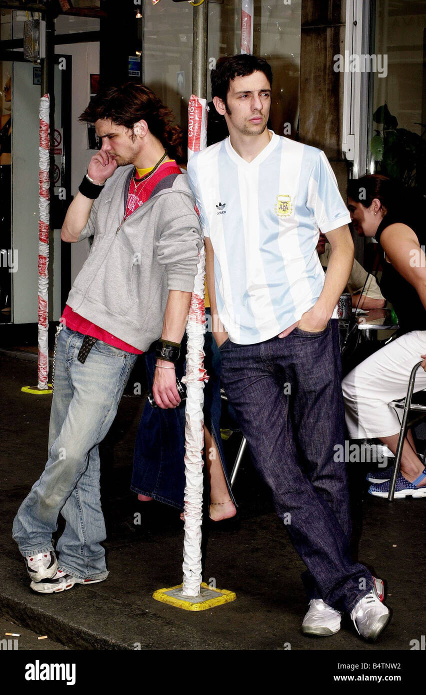 Andrew lee potts hi-res stock photography and images - Alamy