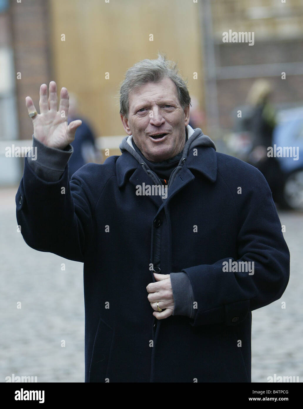 Johnny Briggs gives a wave on his last day filming on Coronation Street ...