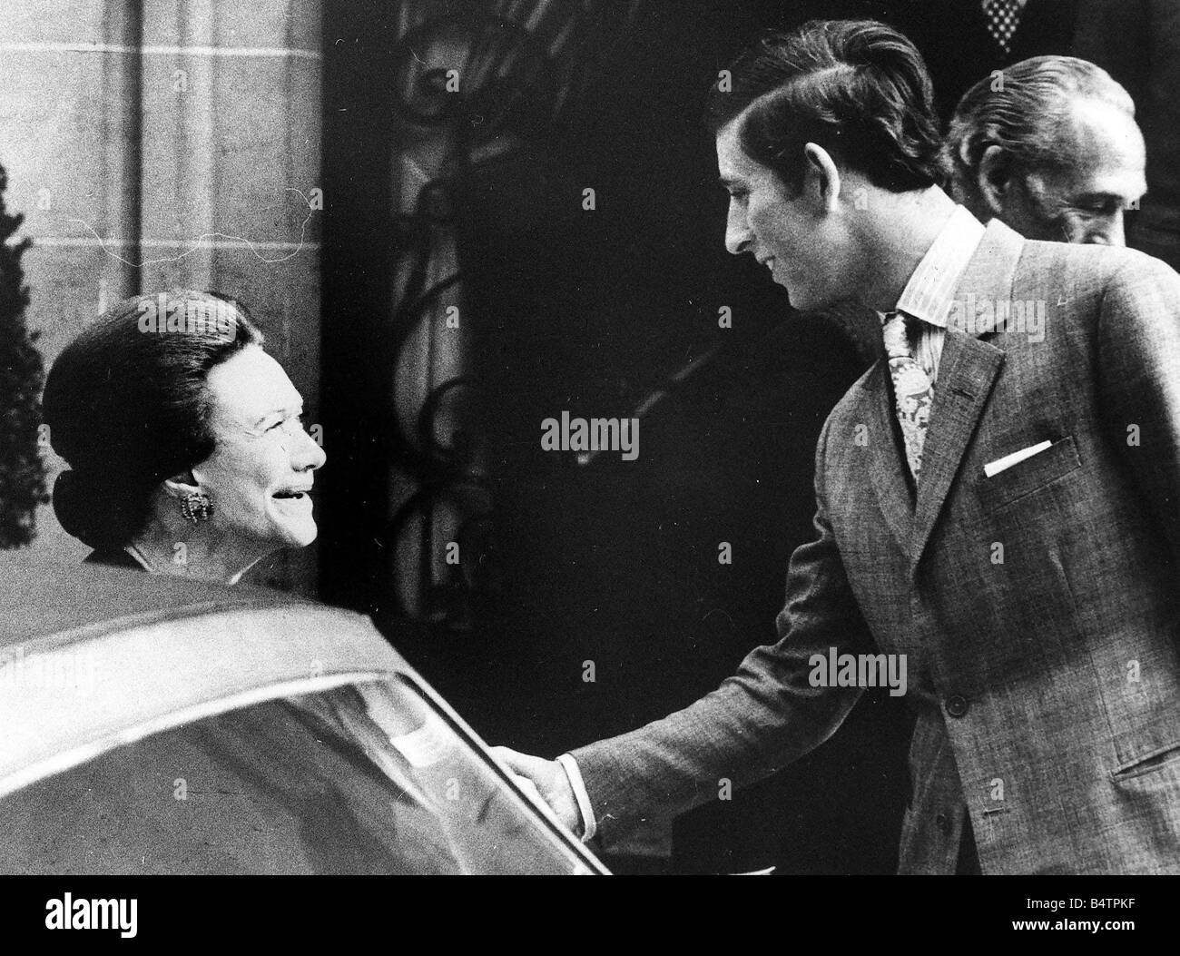 Prince Charles shakes hands with Duchess of Windsor 1972 at the ...