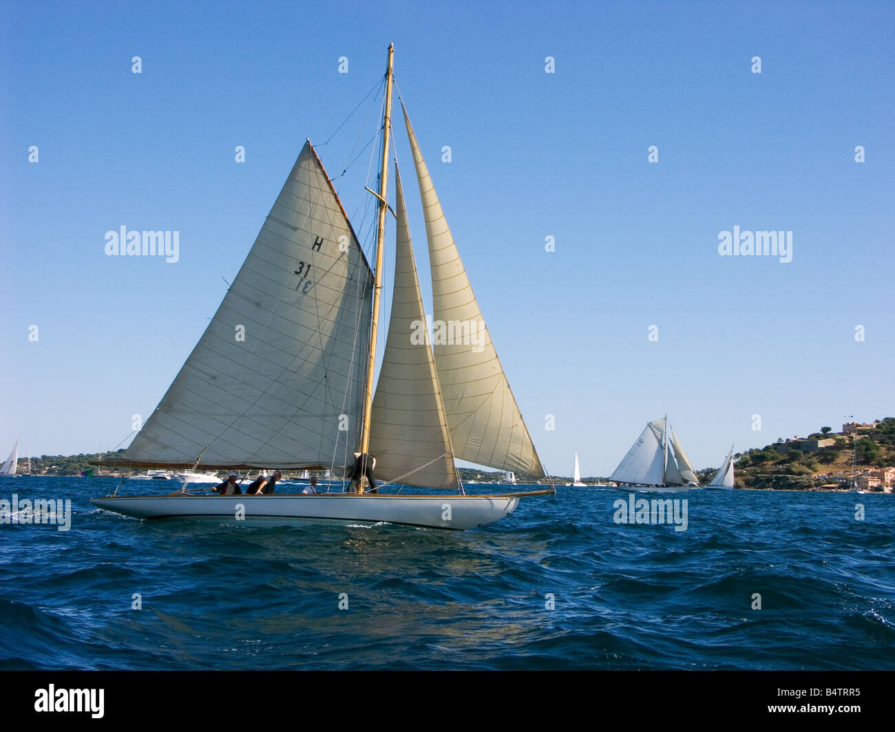 Classic yacht racing st tropez hi-res stock photography and images - Alamy