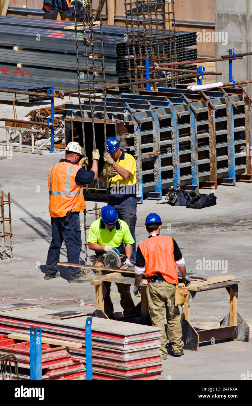 Construction / Construction Workers at work on a Building Site ...