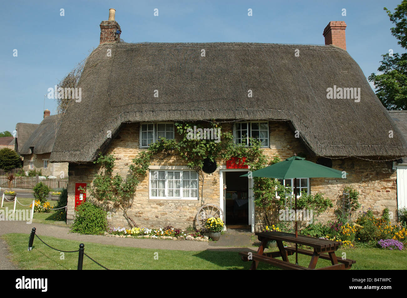 Weekley Post Office, Northamptonshire, England, UK Stock Photo - Alamy