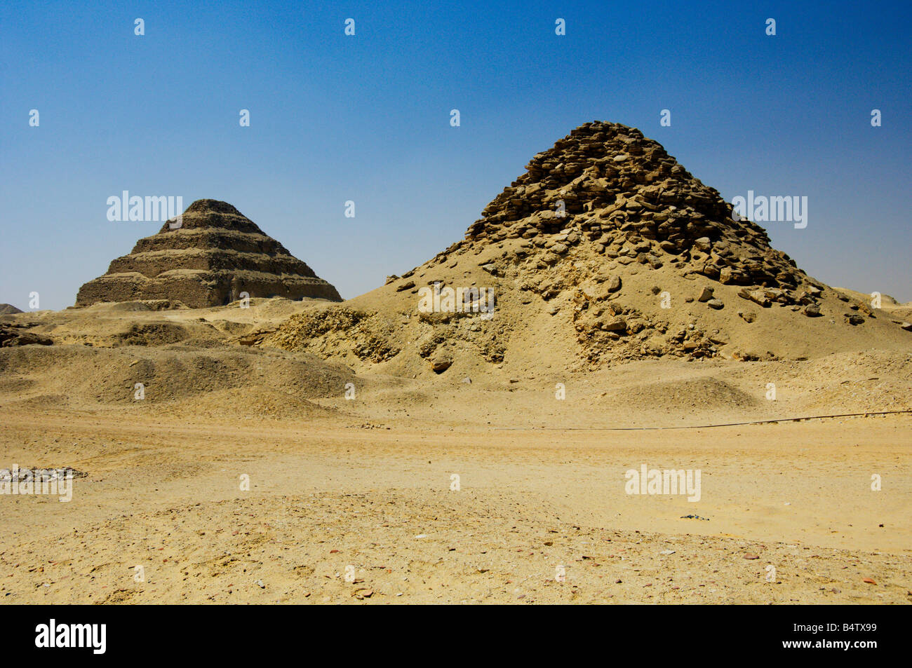 Userkaf pyramid hi-res stock photography and images - Alamy