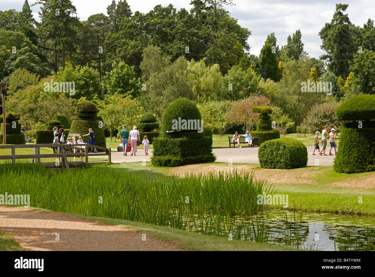 Topiary Examples High Resolution Stock Photography and Images - Alamy