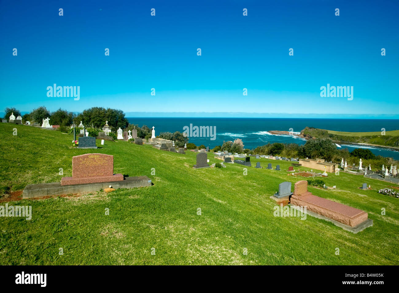 CEMETERY IN GERRINGONG NEW SOUTH WALES AUSTRALIA Stock Photo - Alamy