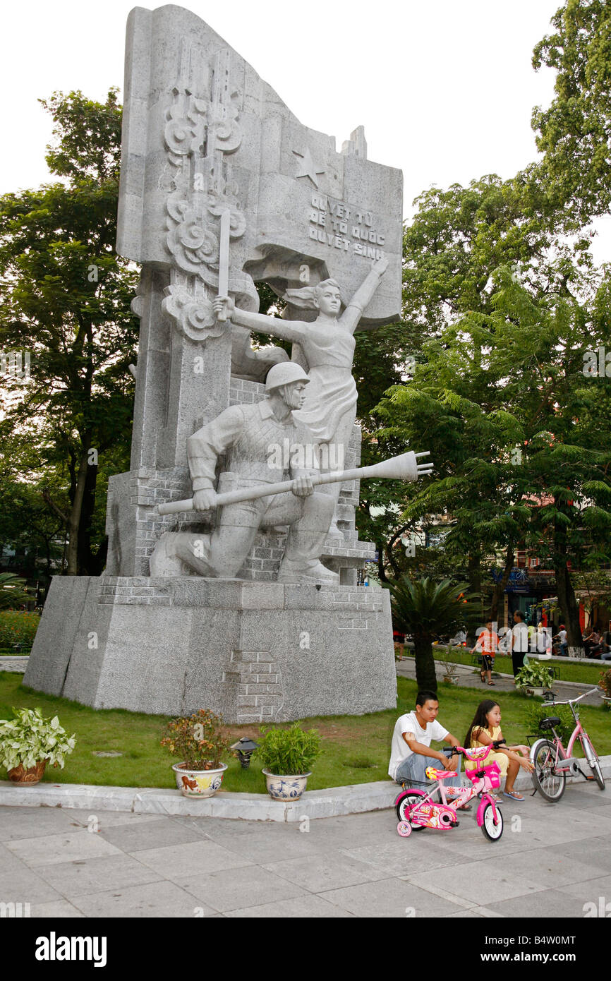 Communist propaganda vietnam hi-res stock photography and images - Alamy