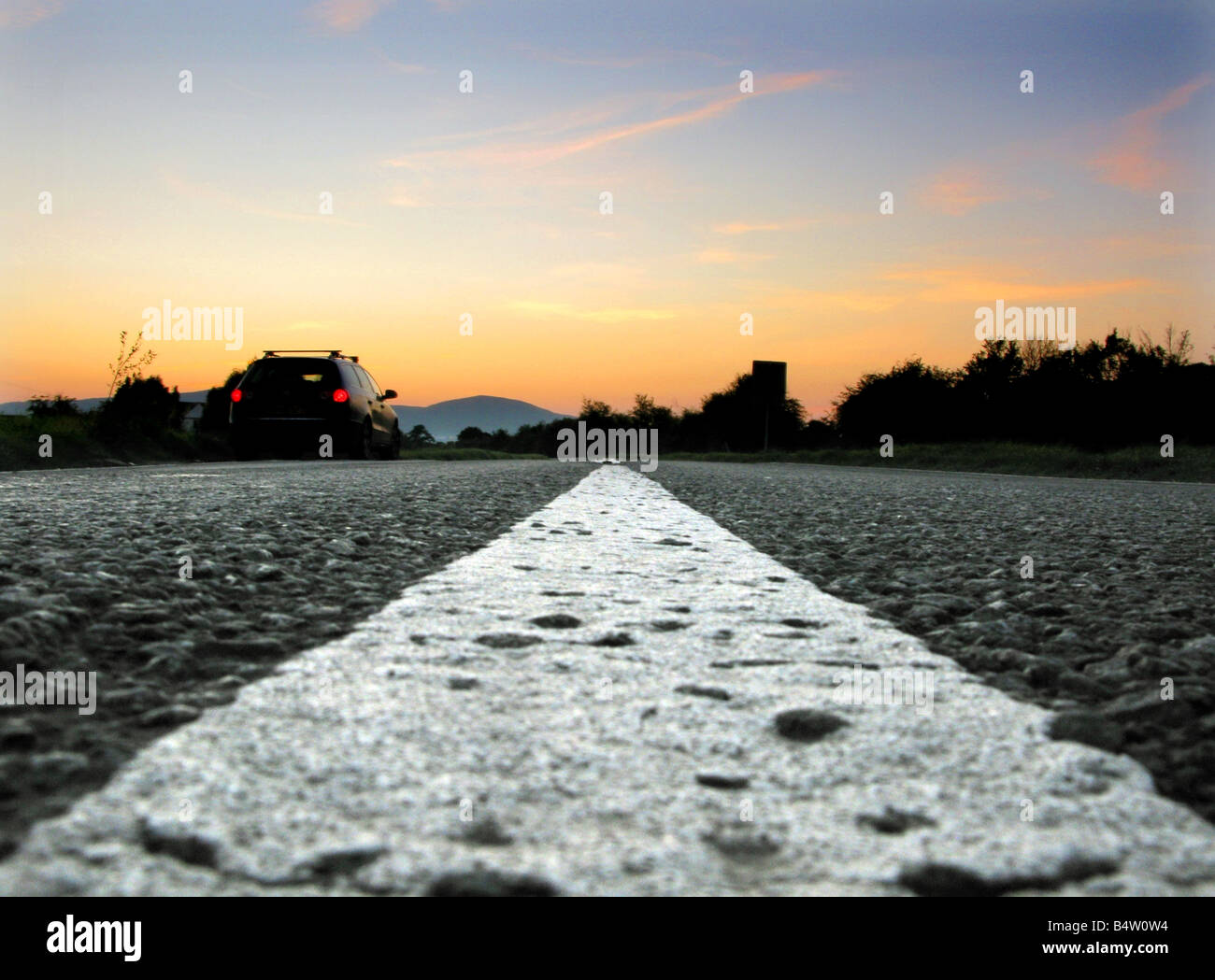 Car road uk hi-res stock photography and images - Alamy