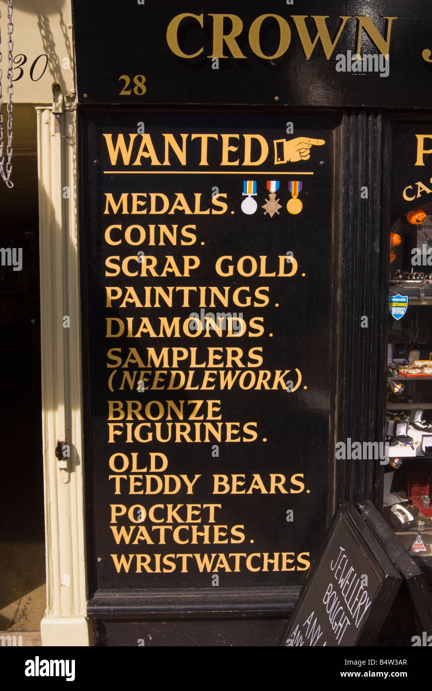 Wanted medals,coins,scrap gold, paintings,diamonds,samplers,bronze ...