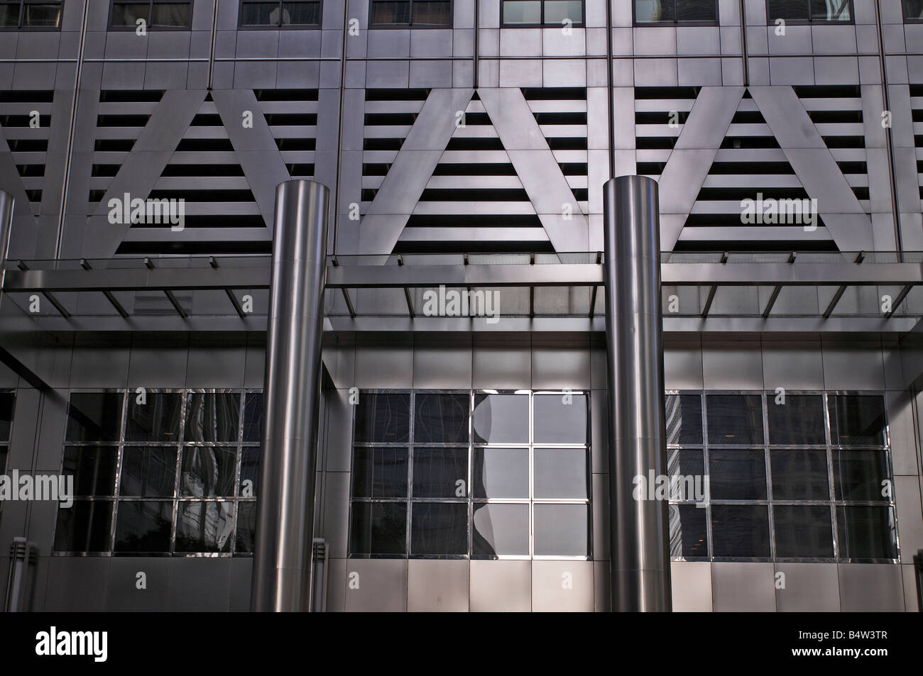 Commercial square glass buildings hi-res stock photography and images ...