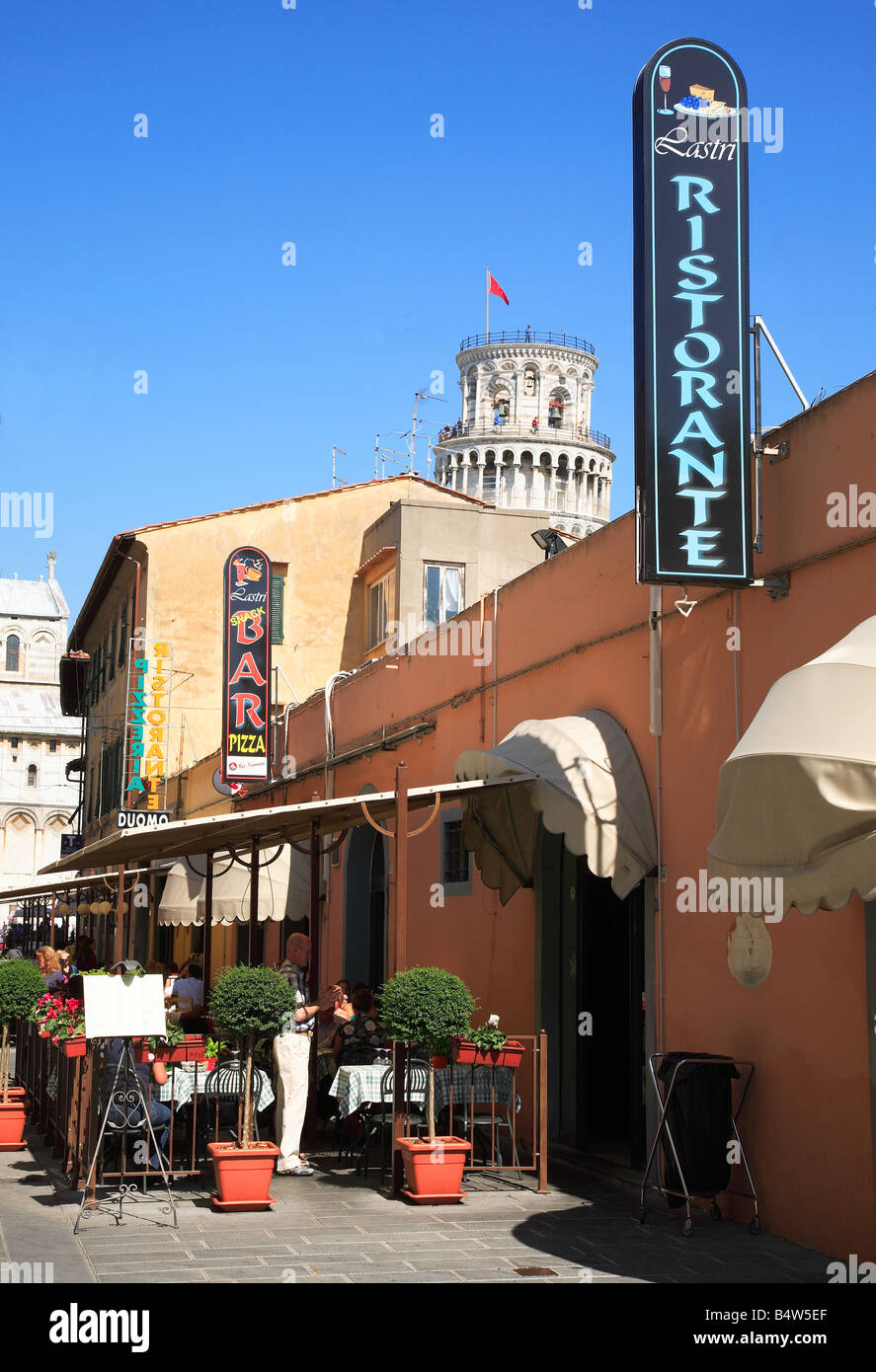 Pisa italy restaurant hi-res stock photography and images - Alamy