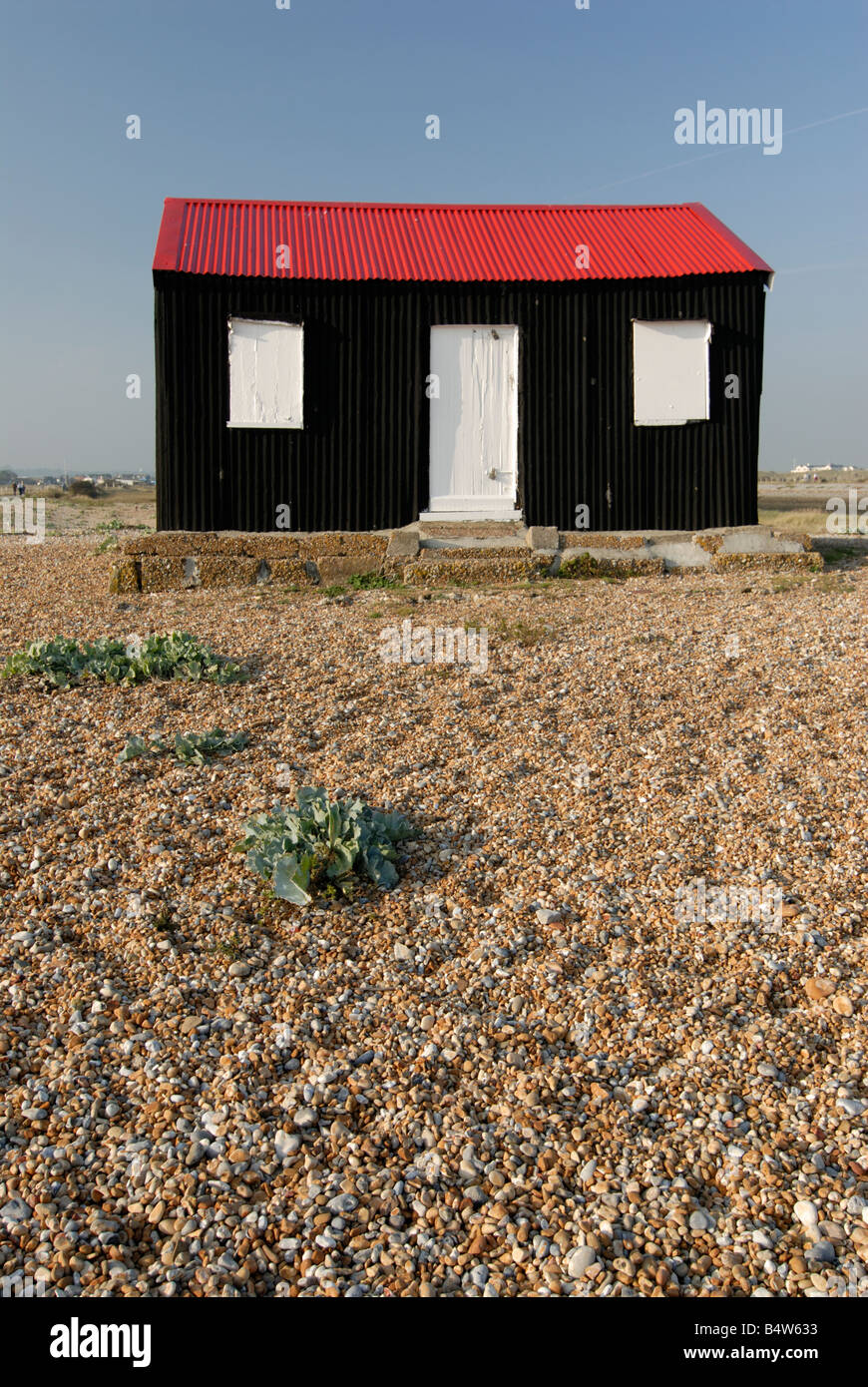 Rye harbour red roofed hut hi-res stock photography and images - Alamy
