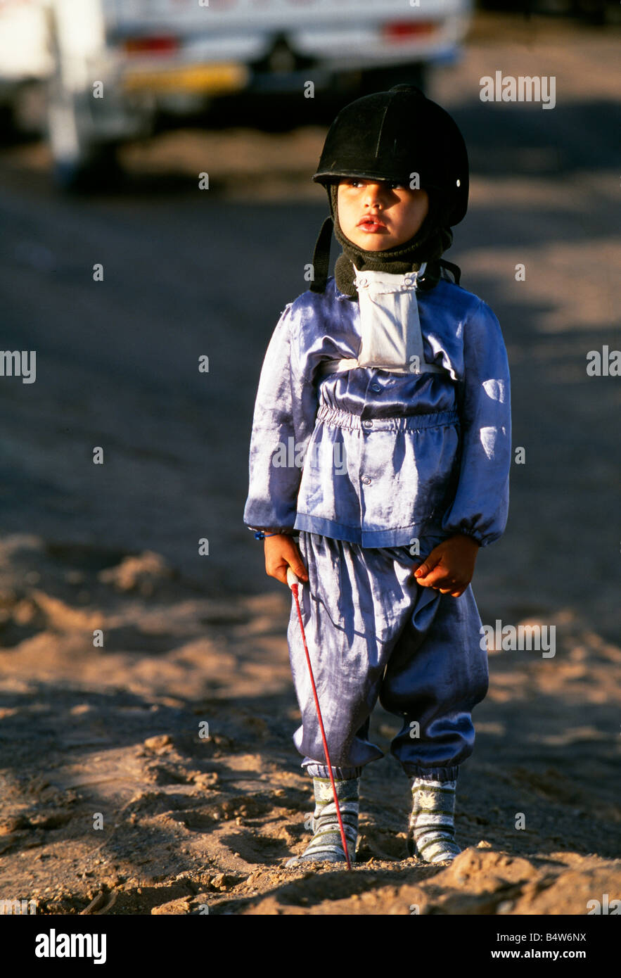 Young boy jockey camel race hi-res stock photography and images - Alamy