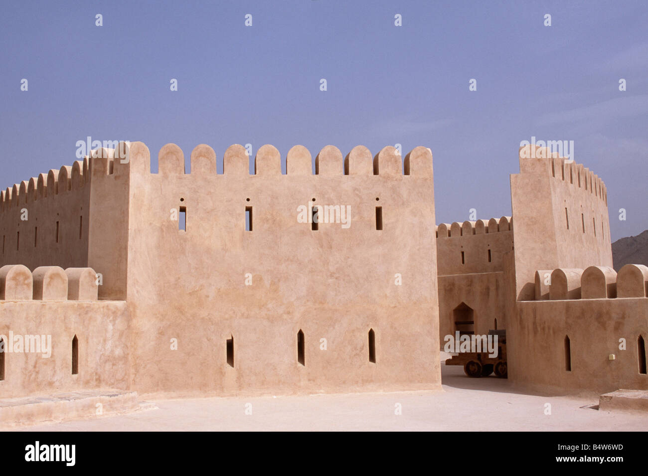 Oman fort of al hazm hi-res stock photography and images - Alamy