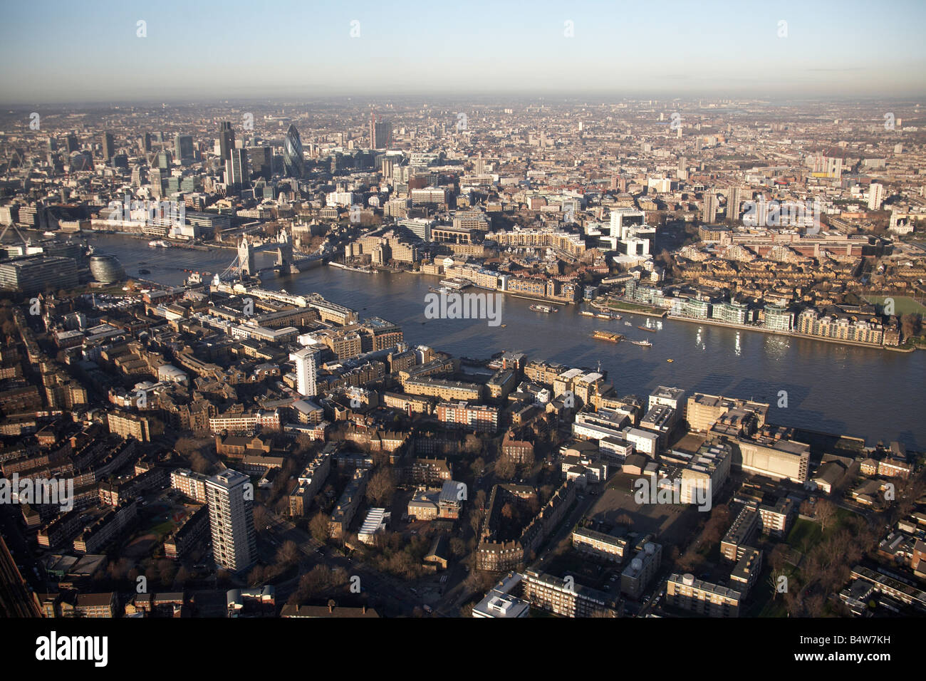 An aeriel view of tower bridge hi-res stock photography and images - Alamy