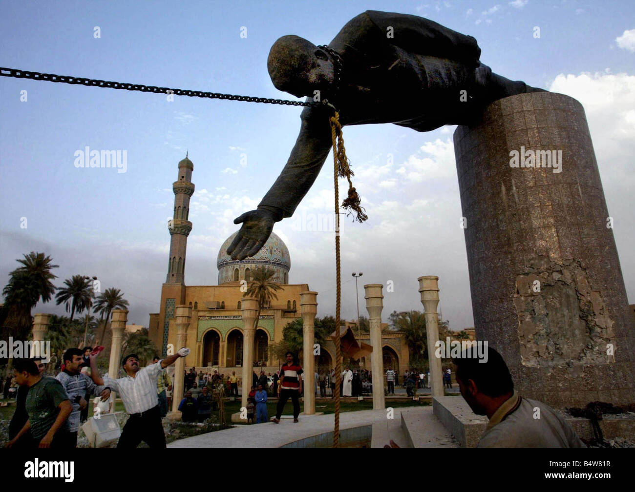Saddam s statue April 2003 9 4 03 Baghdad American Marines having ...