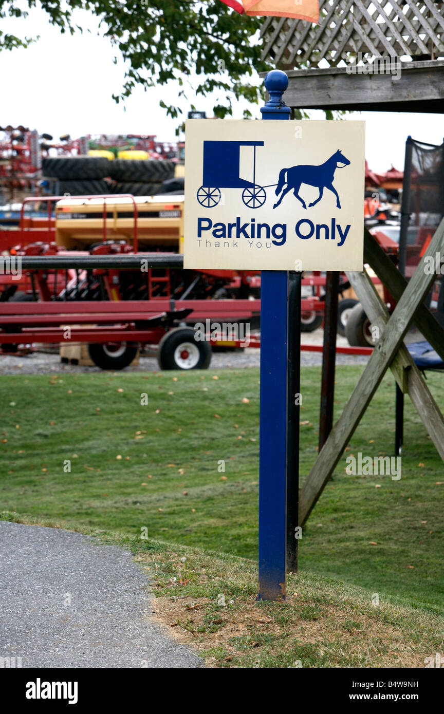 Amish buggy sign hi-res stock photography and images - Alamy