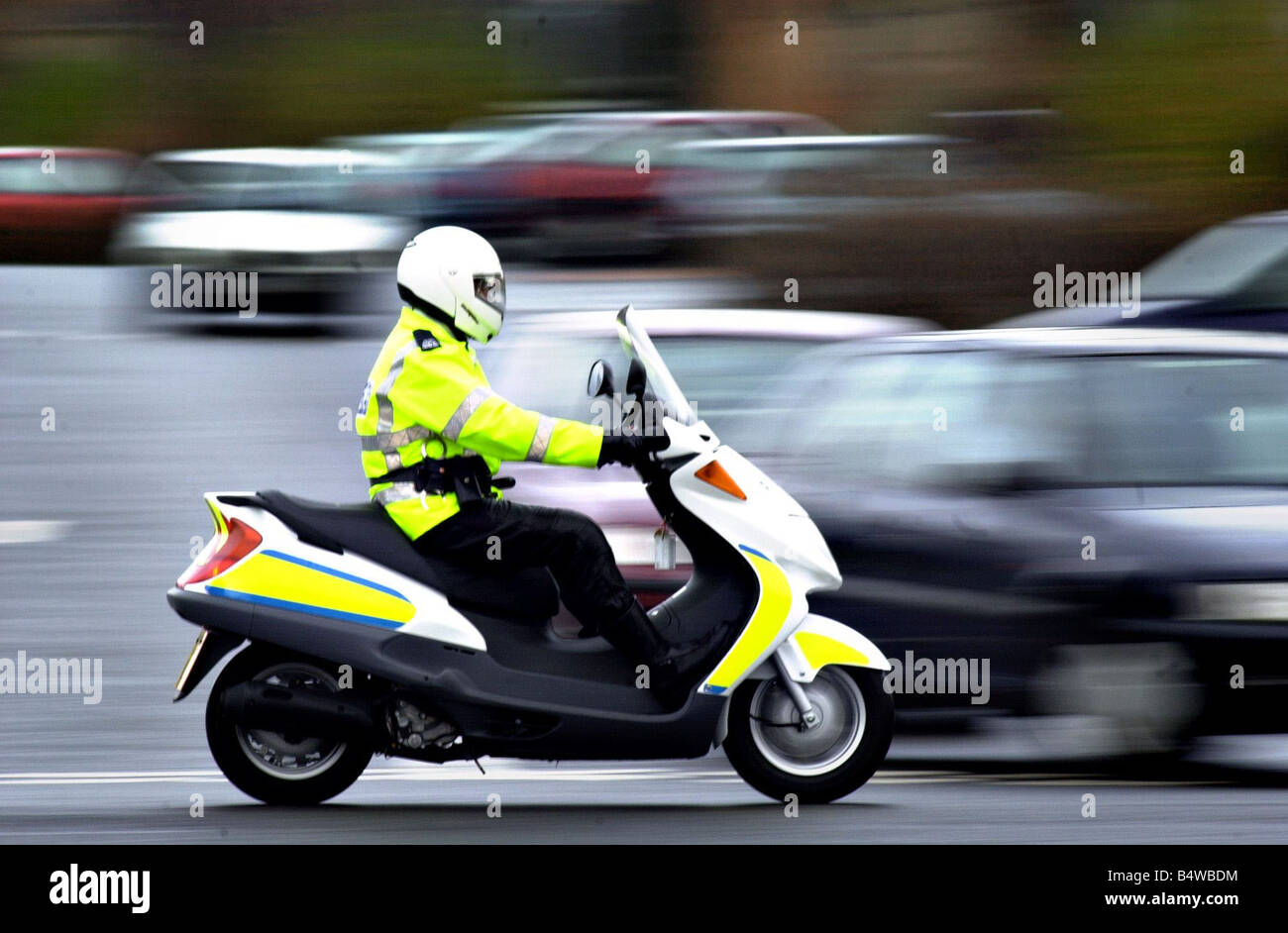 POLICE SCOOTER December 2001 STRATHCLYDE POLICE CONSTABLE STEPHEN ...