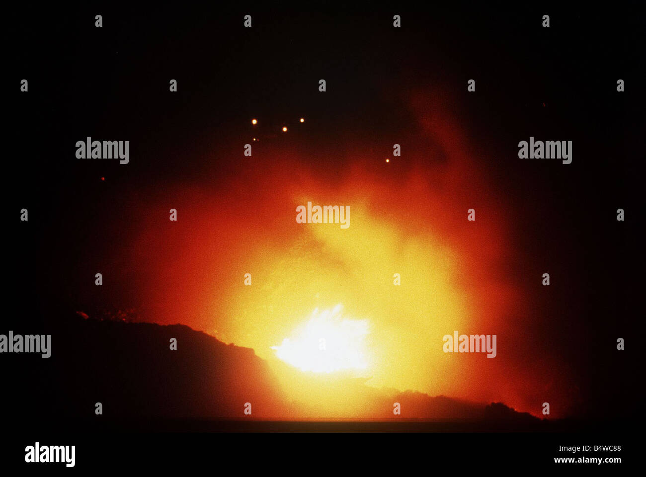 Lockerbie Pan Am 747 jumbo crashed after bomb exploded burst of flame ...