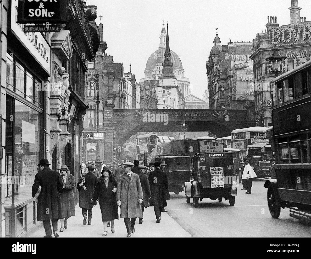 1930s Street Scene High Resolution Stock Photography and Images - Alamy