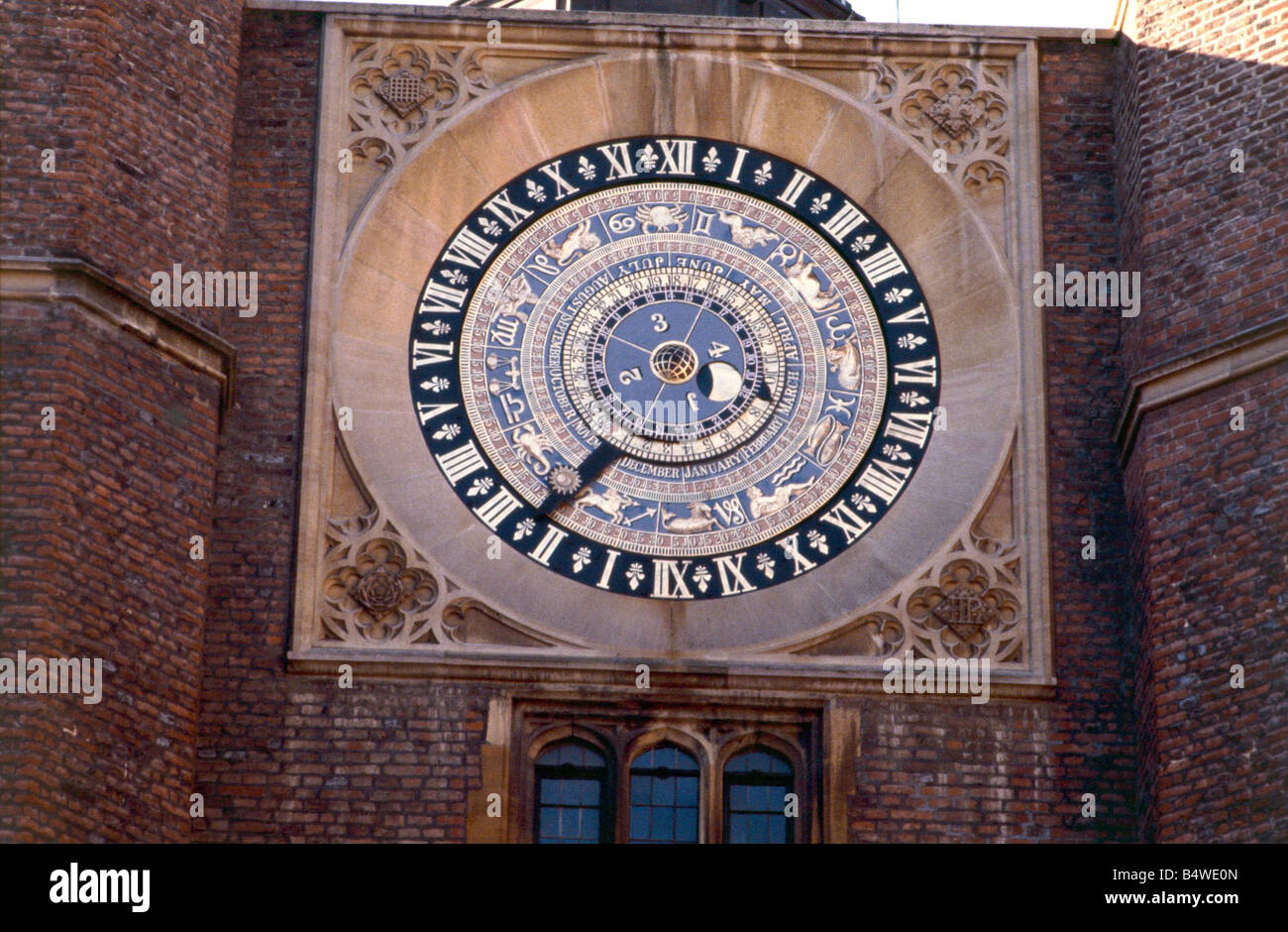 The Astronomical Clock at Hampton Court Palace Time Dial Calandar 1978 ...