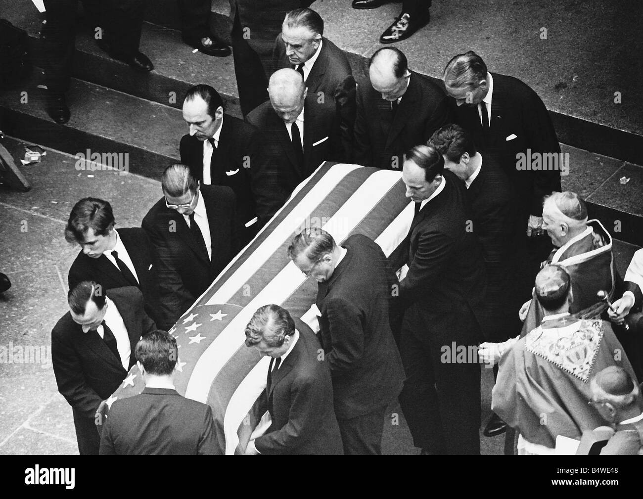Robert kennedy funeral hi-res stock photography and images - Alamy