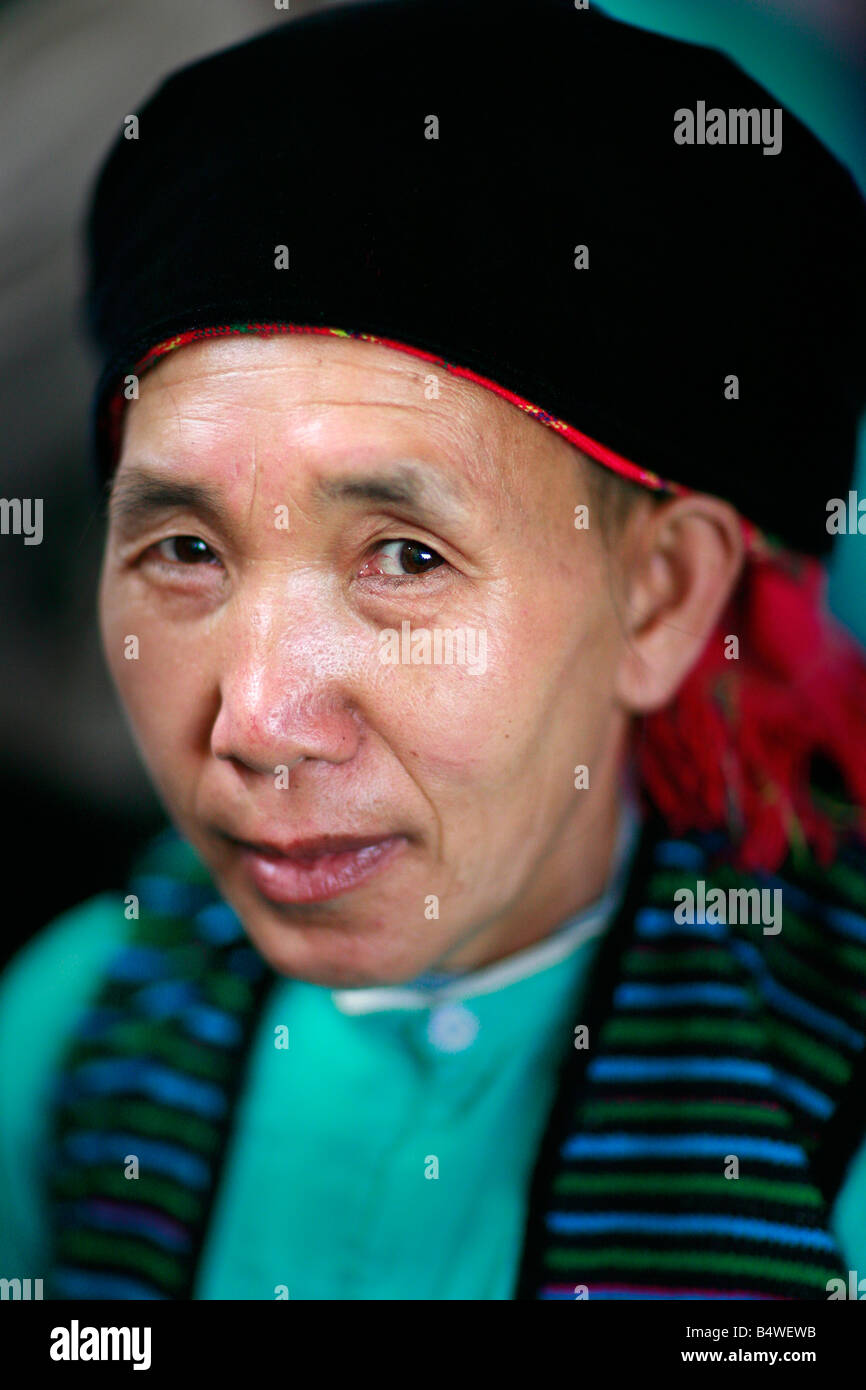 White Hmong tribeswoman at the market in Meo Vac, Ha Giang Province ...