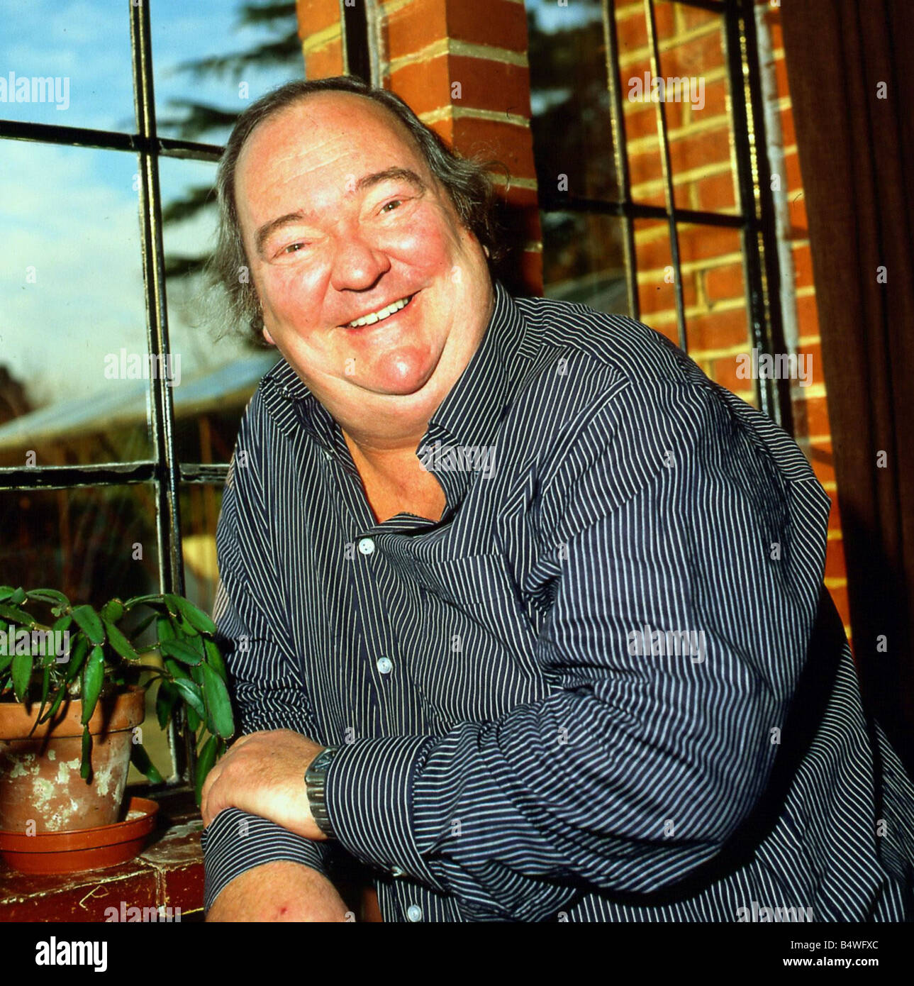 Stratford Johns British actor January 1982 Stock Photo - Alamy