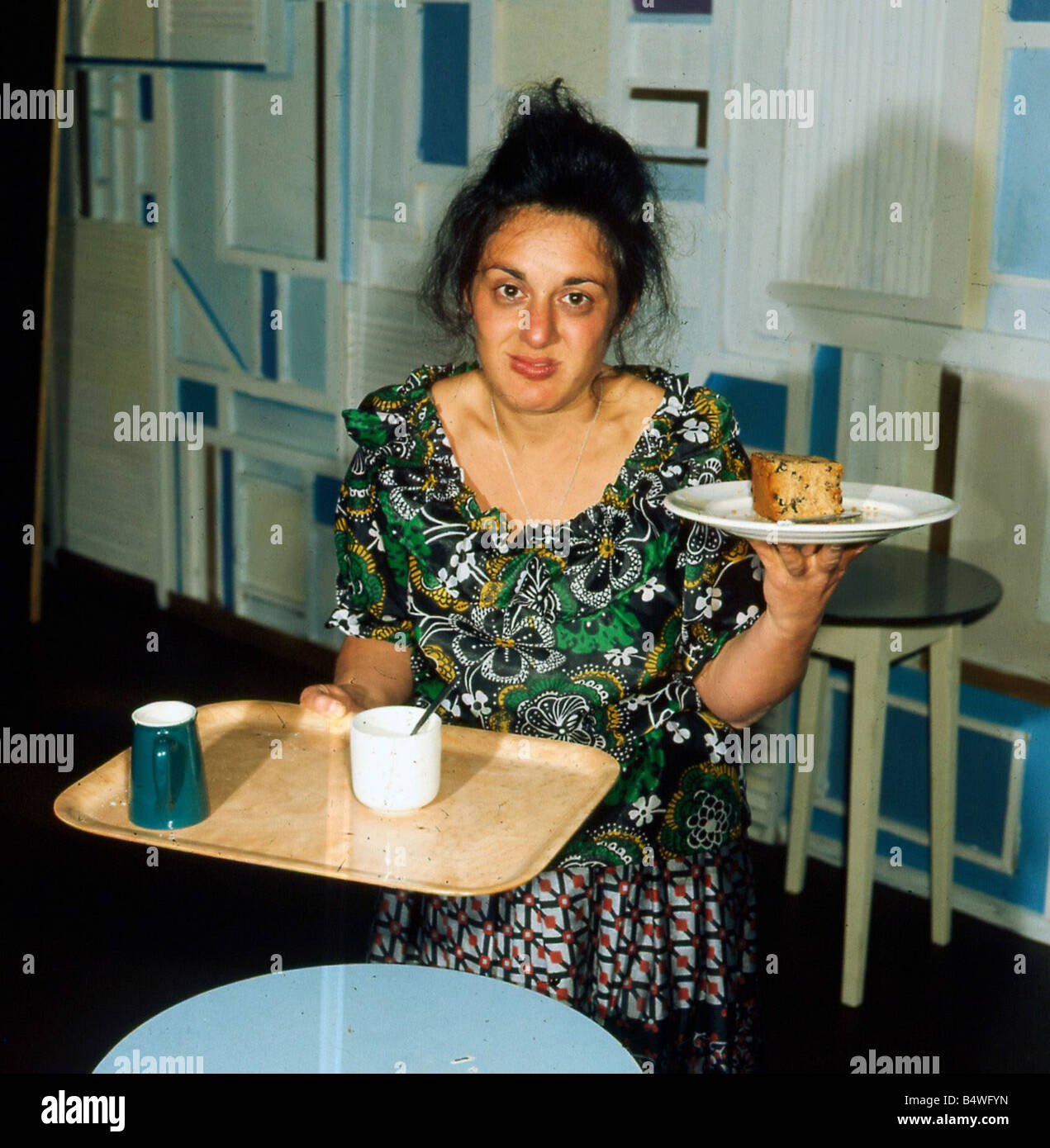 Actress lesley joseph hi-res stock photography and images - Alamy