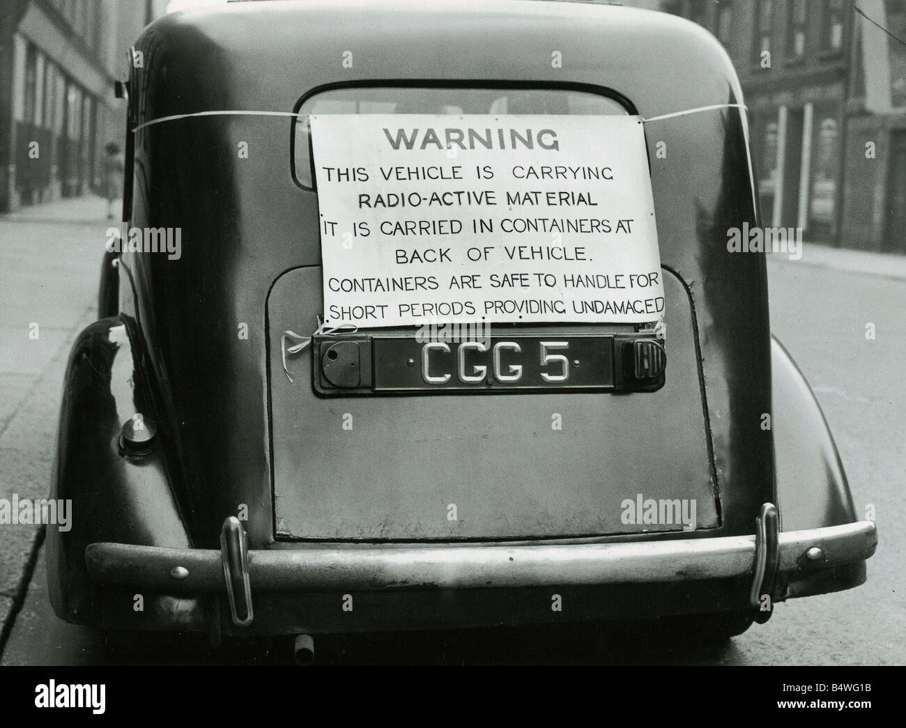 Civil Defence exercise June 1952 Car with sign on boot saying Warning ...