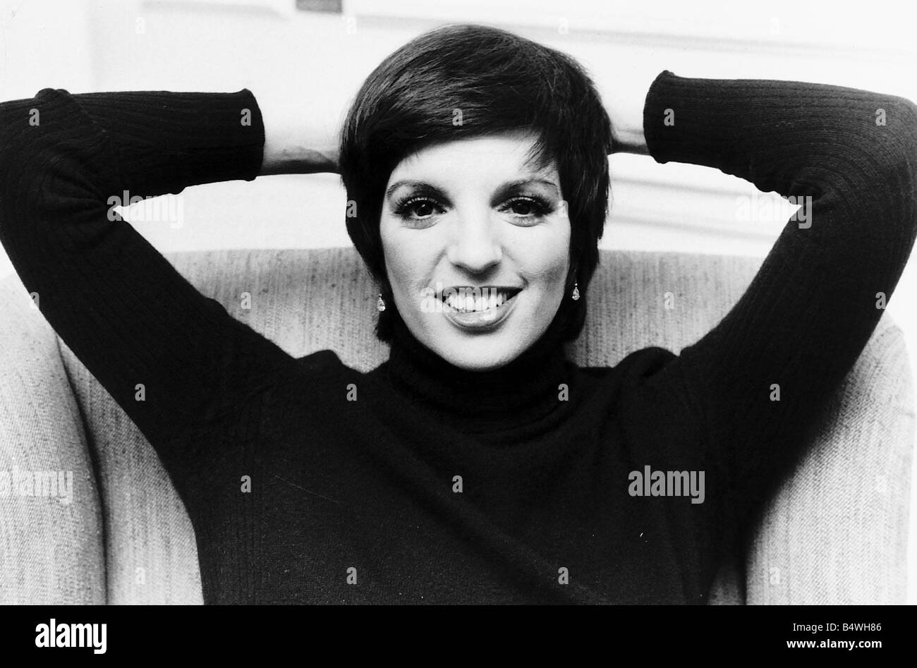 Liza Minnelli singer actress relaxing Stock Photo - Alamy