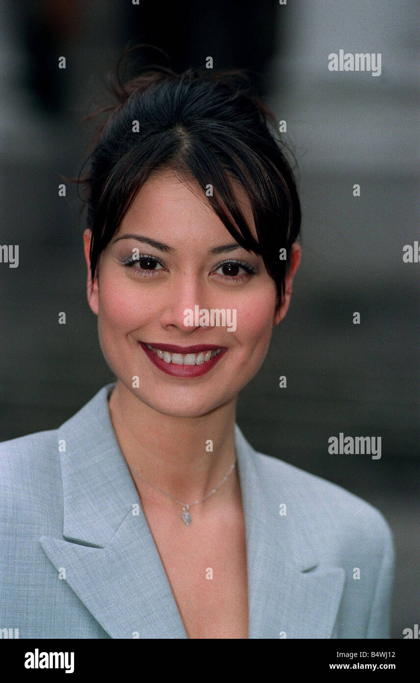 Melanie Sykes Actress Model January 98 Modelling an outfit from the ...