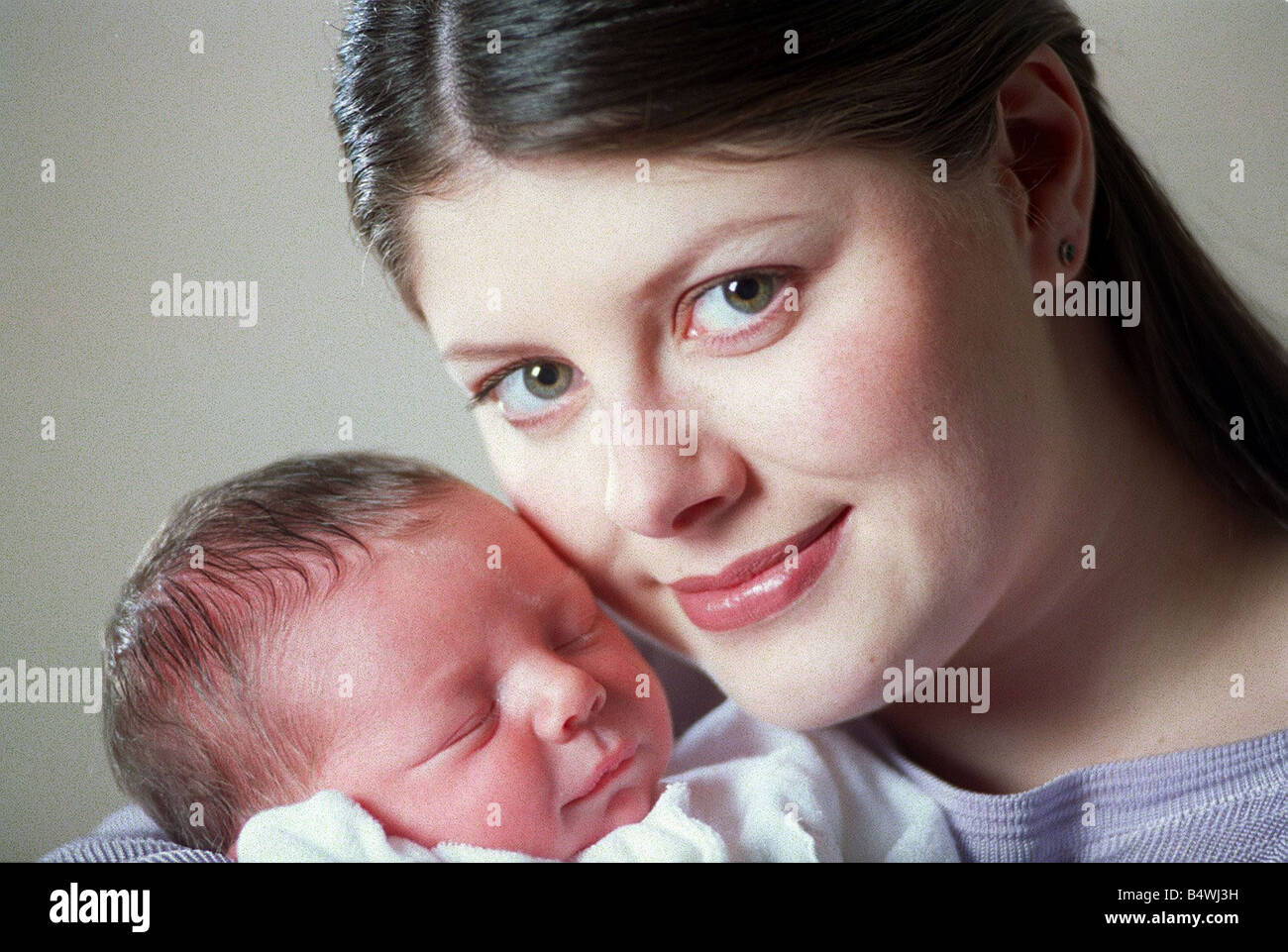 Dawn Alton Actress March 98 Former Coronation Street with her newborn ...