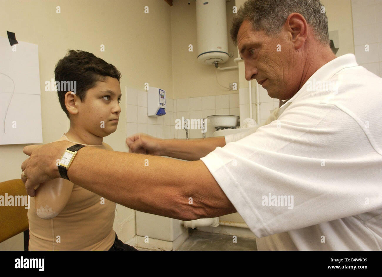 Ali abbas who lost arms hi-res stock photography and images - Alamy