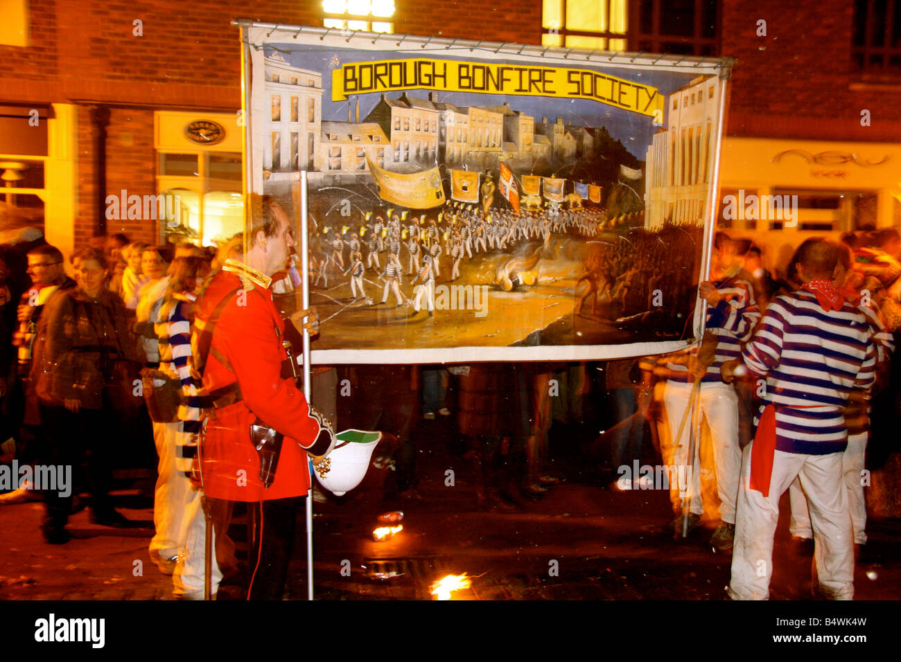 BONFIRE SOCIETY GUY FAWKES NIGHT NOVEMBER 5 LEWES PARADE COSTUME ...