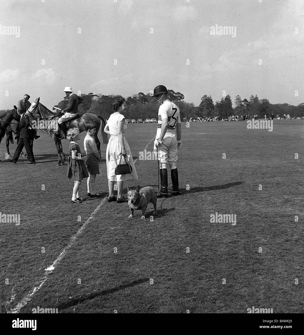Queen elizabeth ii 1956 hi-res stock photography and images - Alamy
