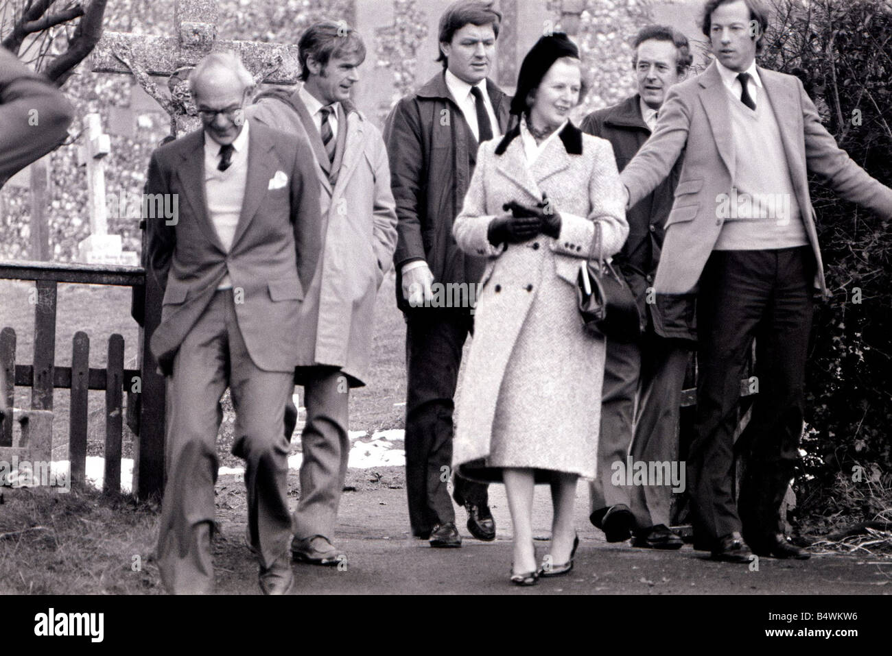 Mark Thatcher with parents Denis and Margaret Thatcher at Chequers ...