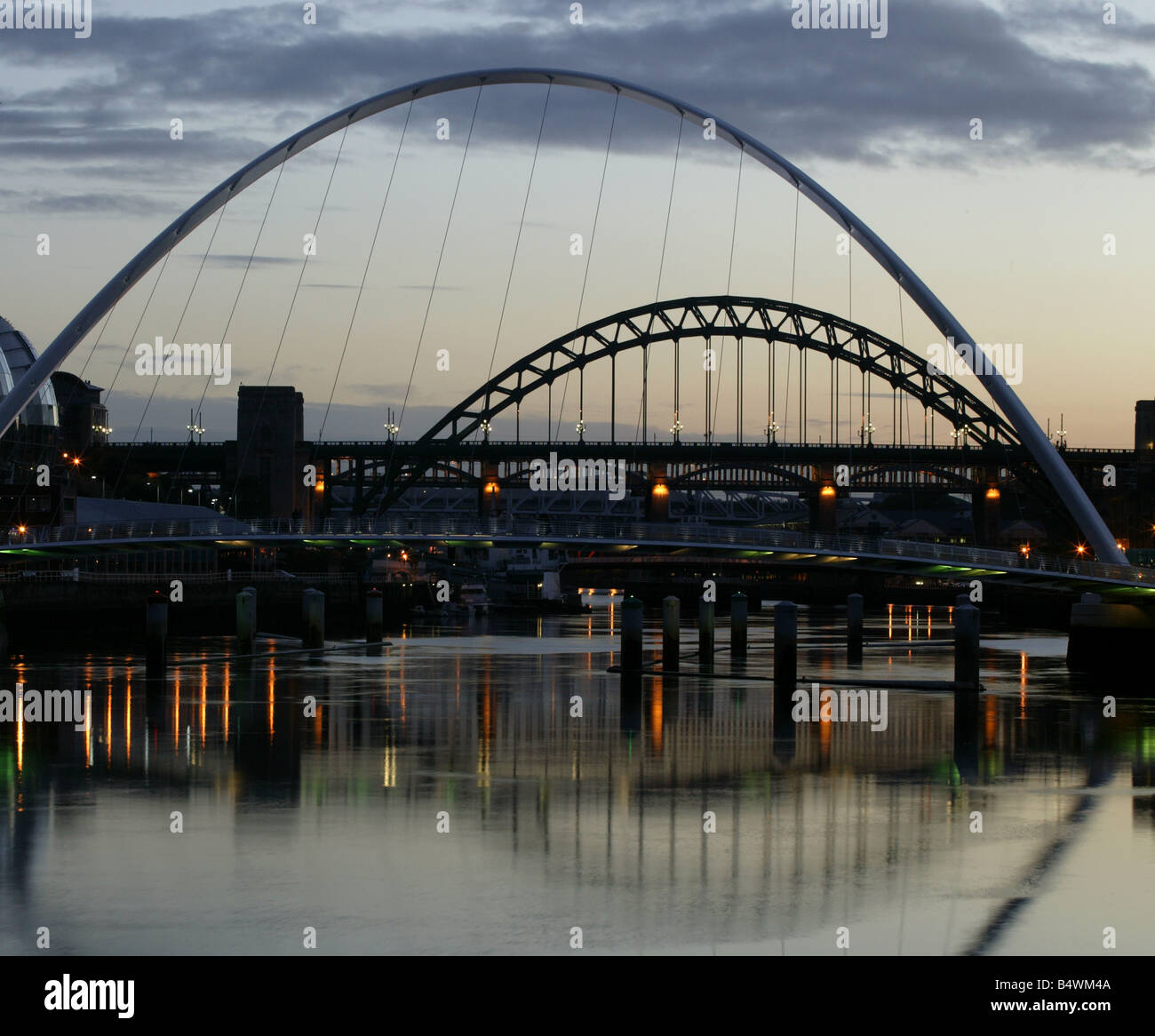 Millennium Bridge between Newcastle and Gateshead over the River Tyne ...
