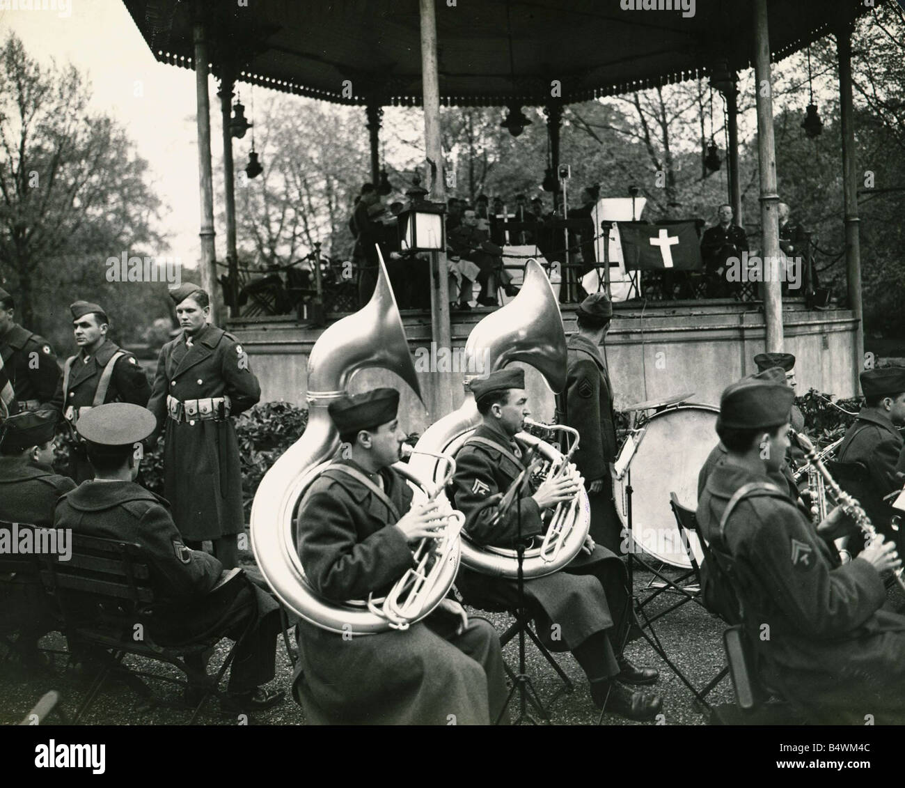 Bandstand service hi-res stock photography and images - Alamy