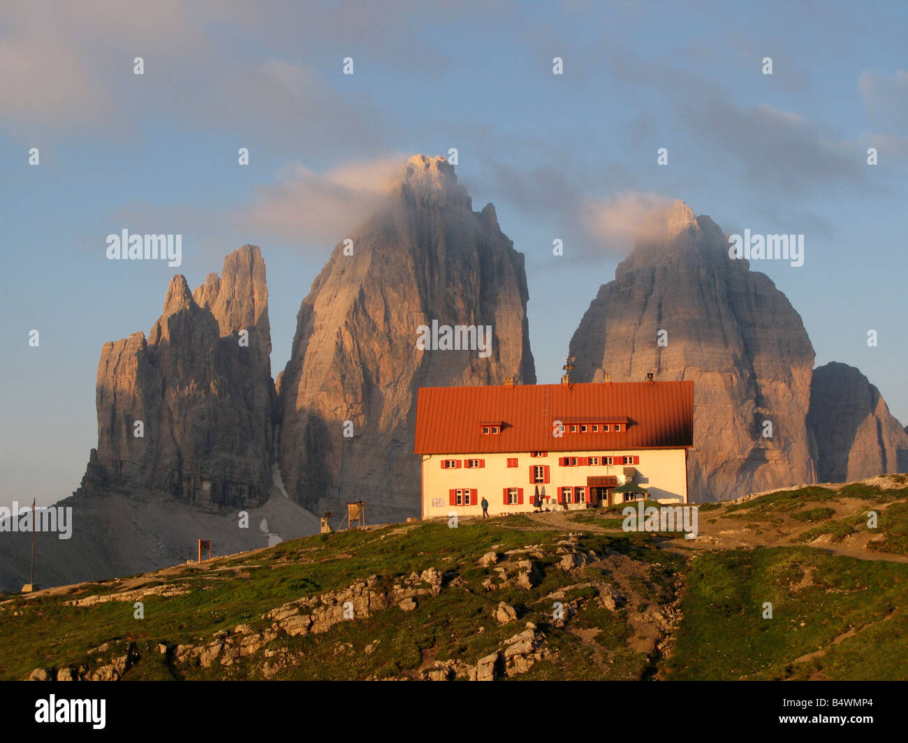 Rifugio Locatelli ( Dreizinnenhutte ) at dawn in front of Tre Cime di ...