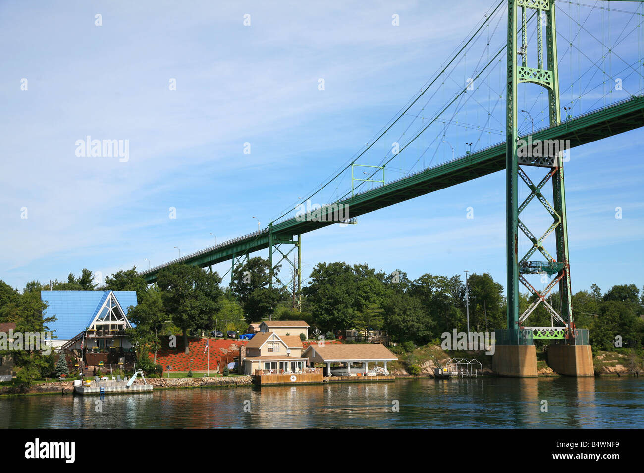 The Ivy Lea Bridge in The 1000 Islands in the St.Lawrence River in ...